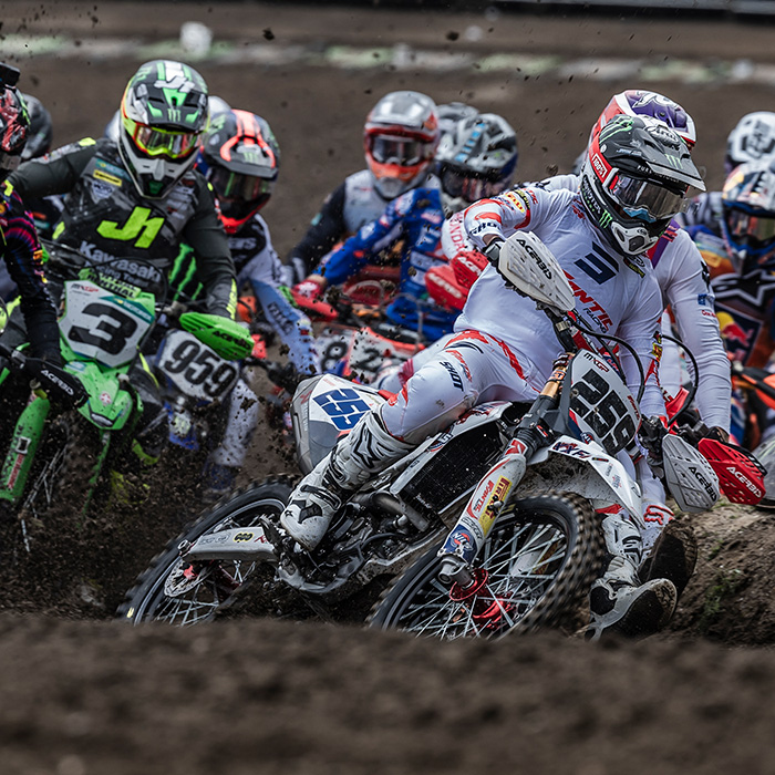 Motocross, here are the MX motocross bikes and technical data. Fantic Motor