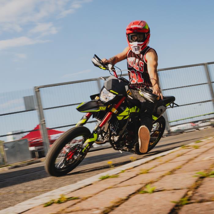 Motard Motorcycles, here are the models and technical data. Fantic Motor